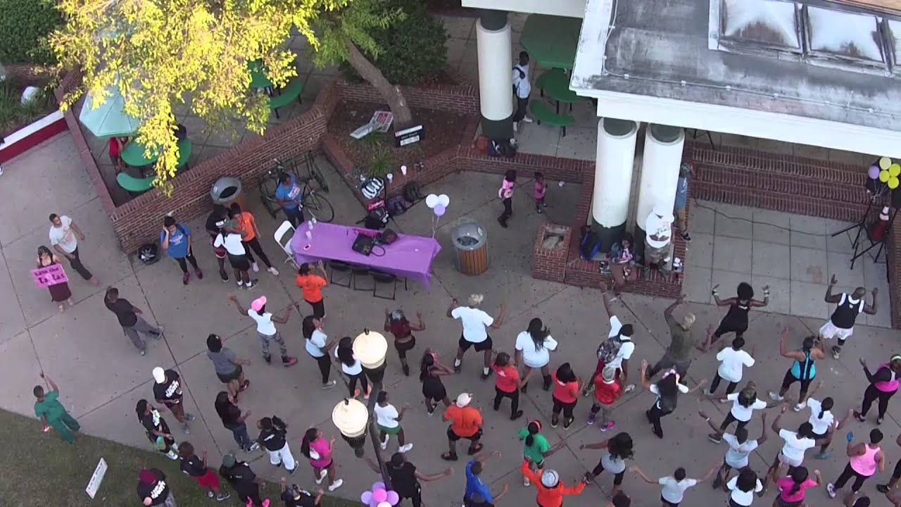 Get Fit FAMU Presents FAMU's Largest Zumba Class - YouTube