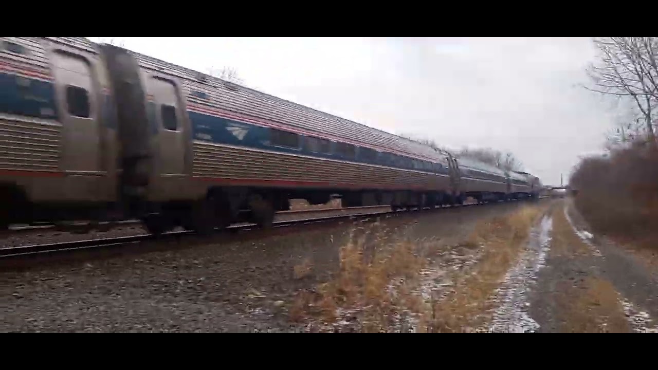 Amtrak Maple Train 281 on Route to #niagarafalls Arriving into Rome NY ...