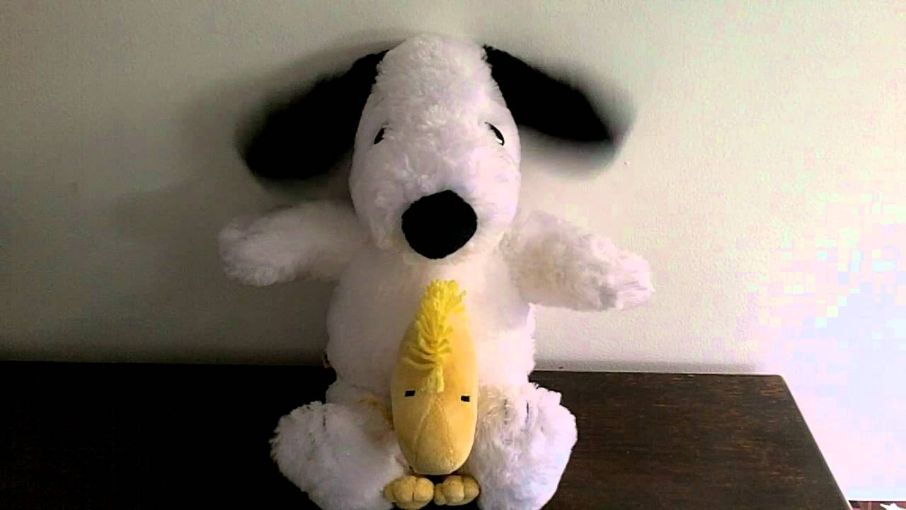 Build-A-Bear's Snoopy in action - YouTube