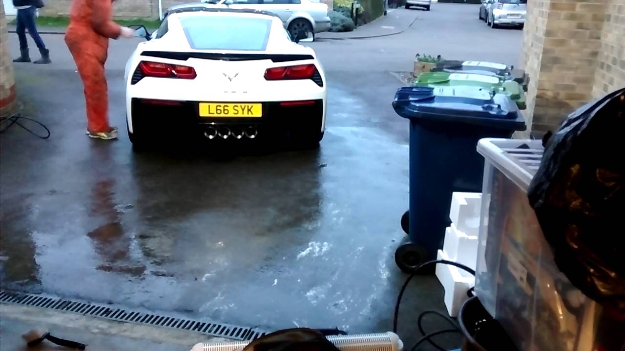 Cleaning and waxing C7 Corvette - YouTube
