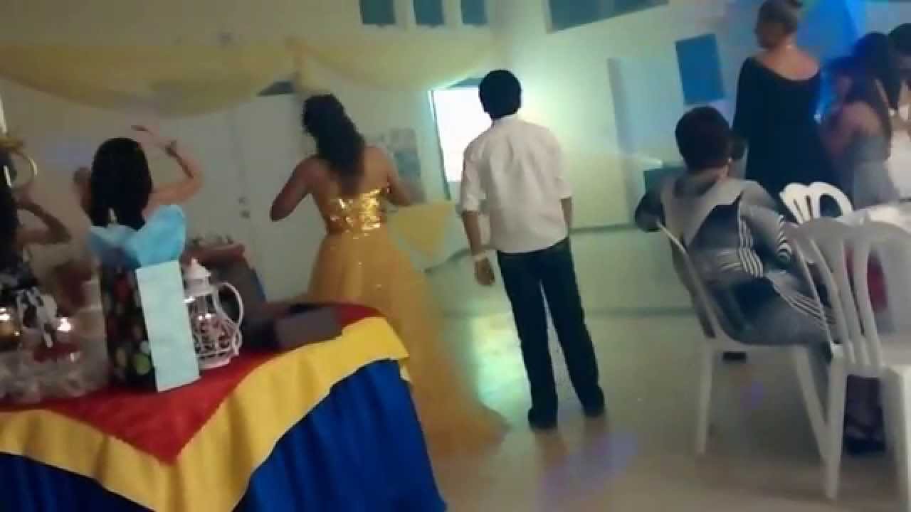 Weirdest dance ever - YouTube