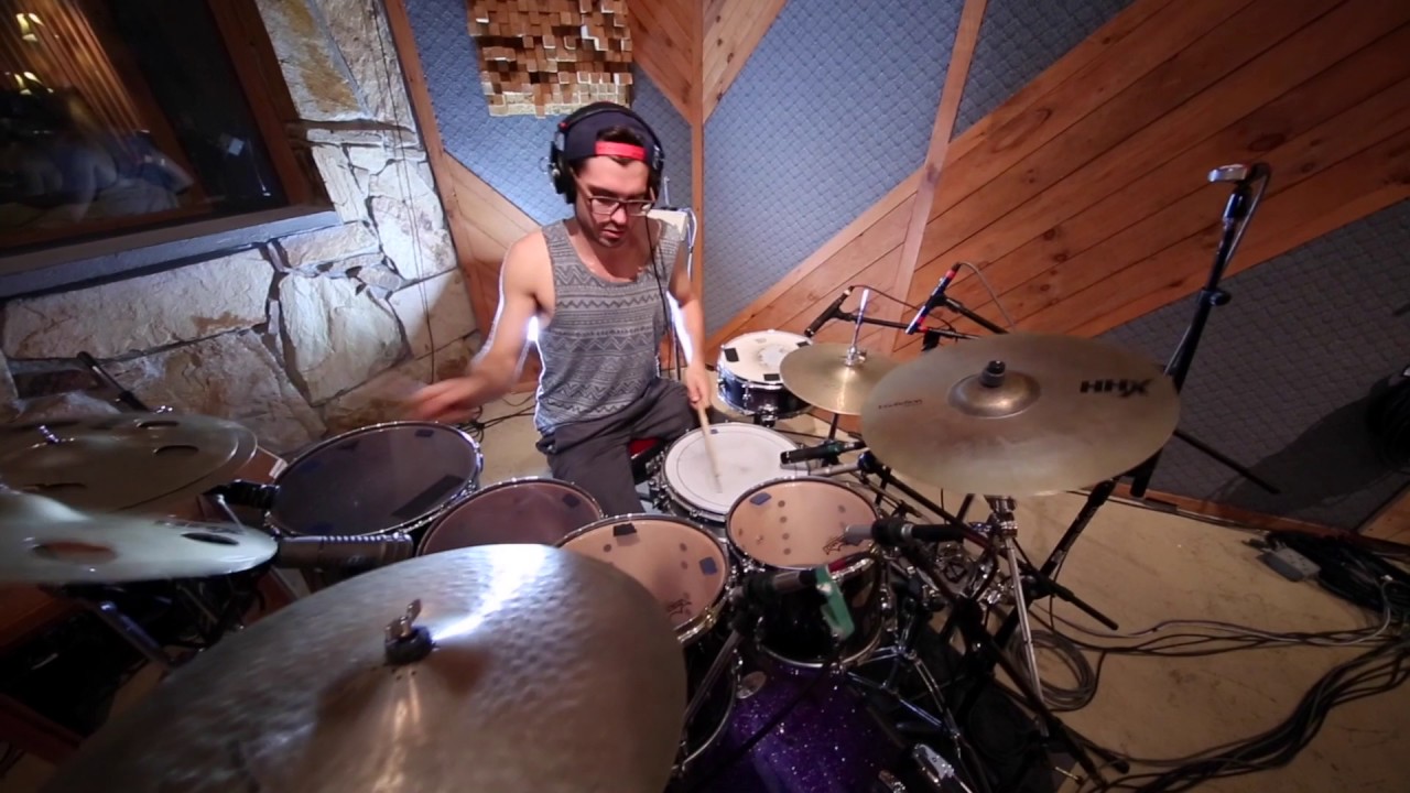 Sam Ward (Drum Solo @ 9b Studio) - YouTube