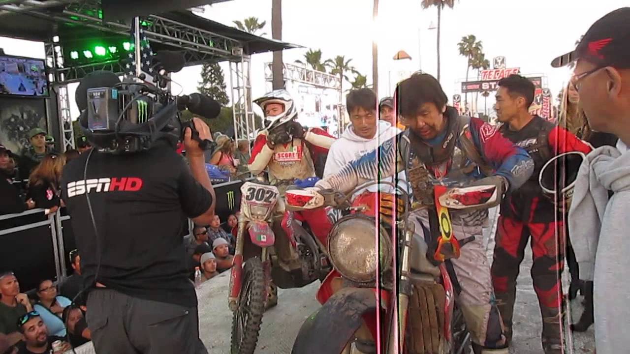 Sato & Mark @ 2013 Baja 500 Finish Line. - YouTube