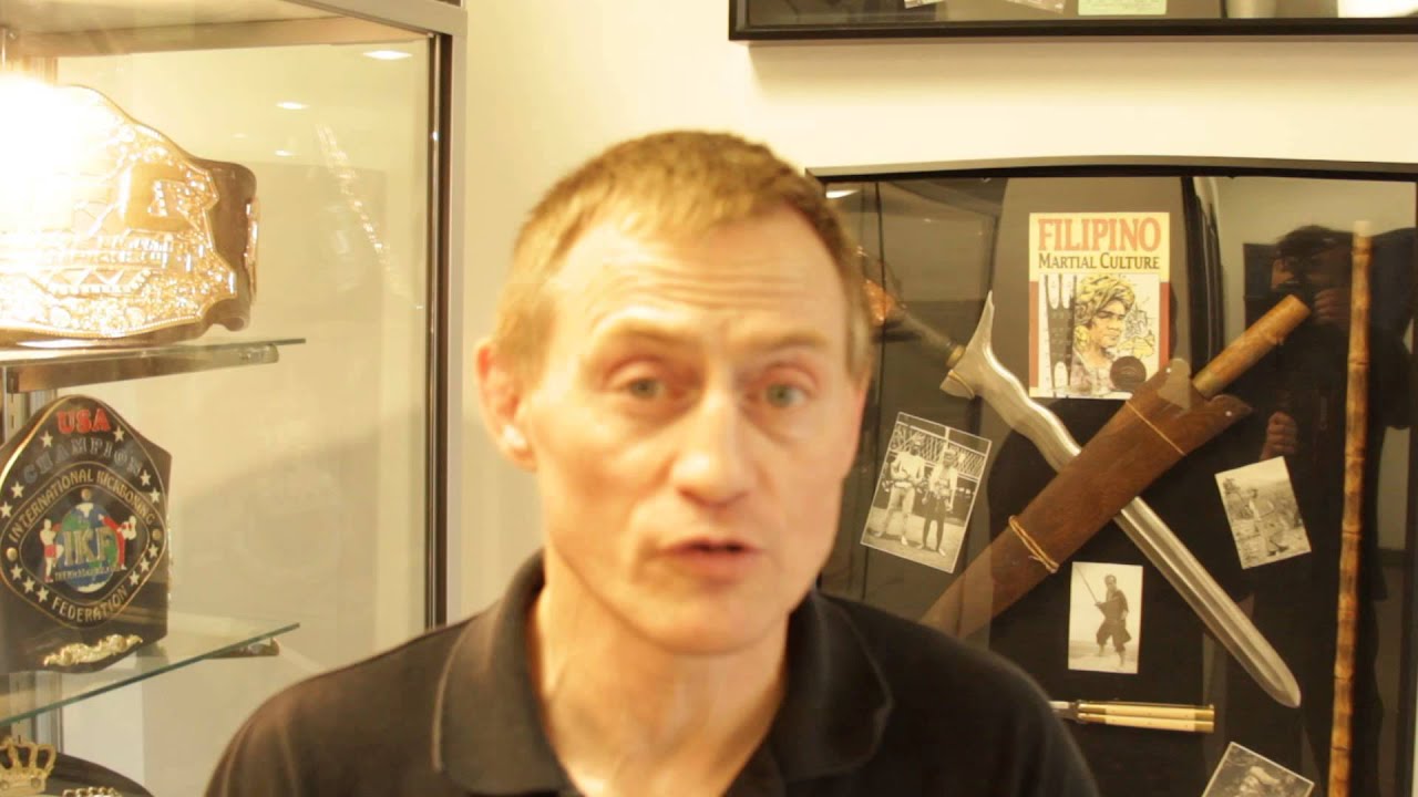 Greg Nelson habla sobre / talks about The Academy Barcelona .... - YouTube