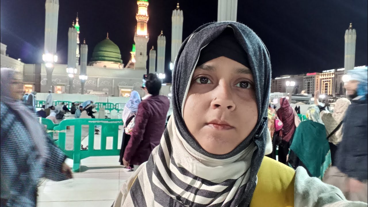 Thandi thandi hawa rehnatoon ki chali | reciting naat shareef in masjid ...