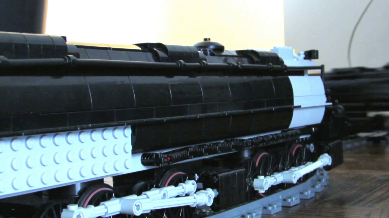 Collision Between Lego Boy's and Big's MOC U.P. Big Boy steam ...