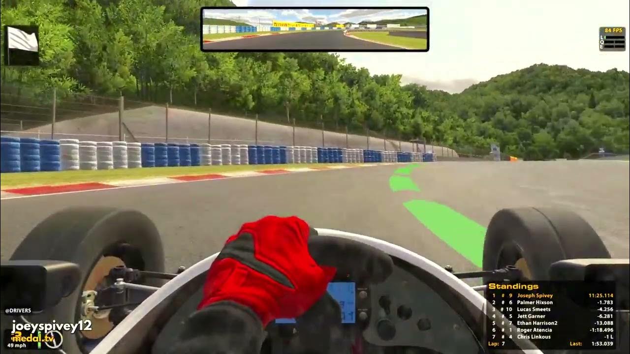 Final lap of my first rookie iRacing Win!! - YouTube