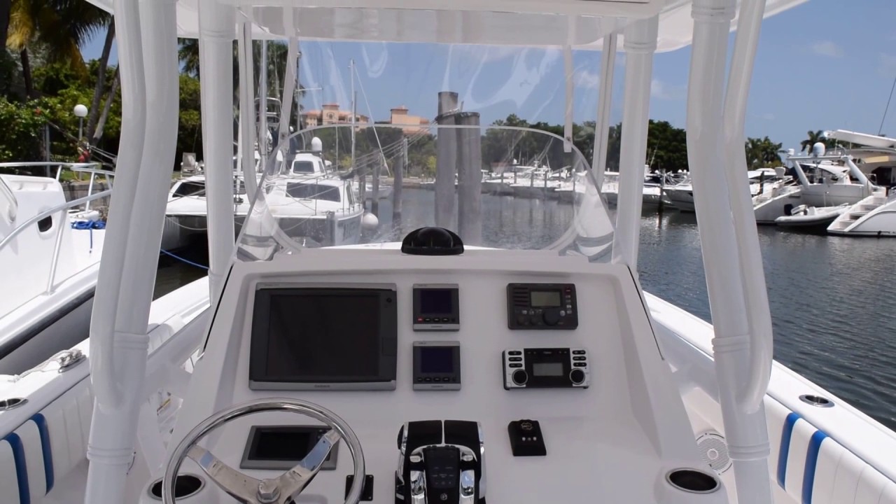 2014 Intrepid 327 Beautiful w/twin 300's (230hrs) Warranty tie 2019 ...