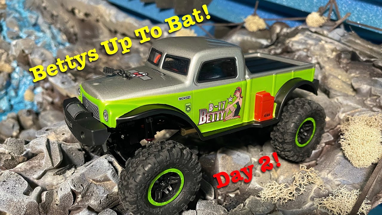 Indoor crawler course competition Day 2! (SCX24 B-17 Betty) - YouTube