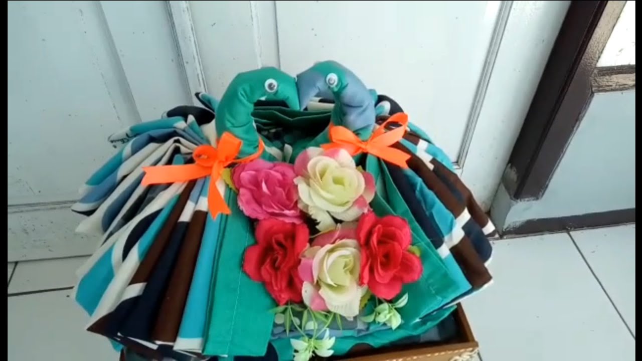 CARA MEMBUAT SEPASANG MERAK DARI SPREI UNTUK HANTARAN PERNIKAHAN. anti ...