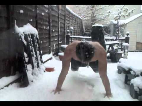 Snowstep Womout - YouTube