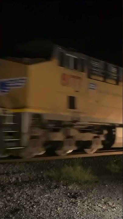 NS 269 with a Union Pacific - YouTube