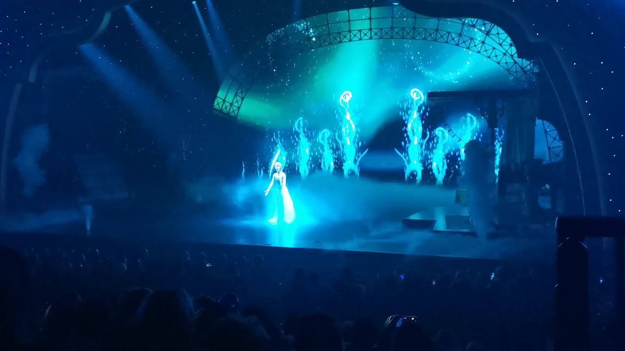 Mickey magic fin - YouTube