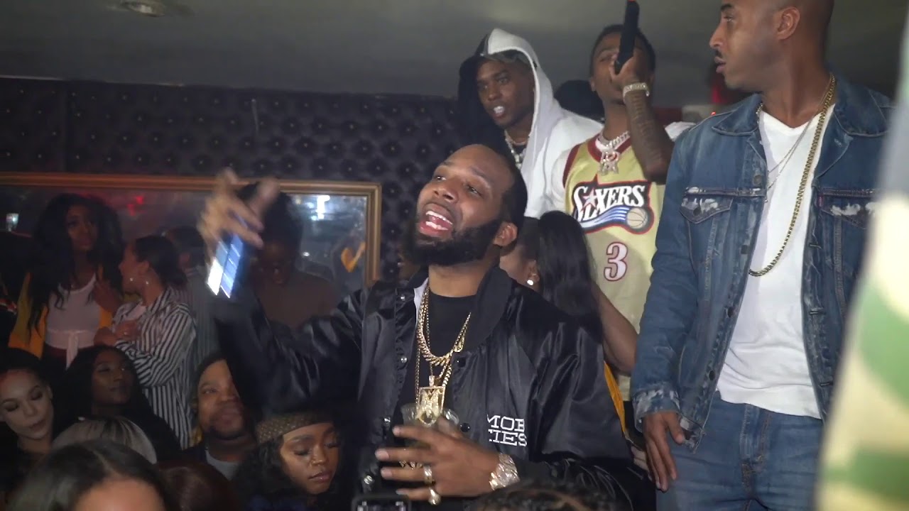 Roddy Ricch - Die Young (Live!) - YouTube