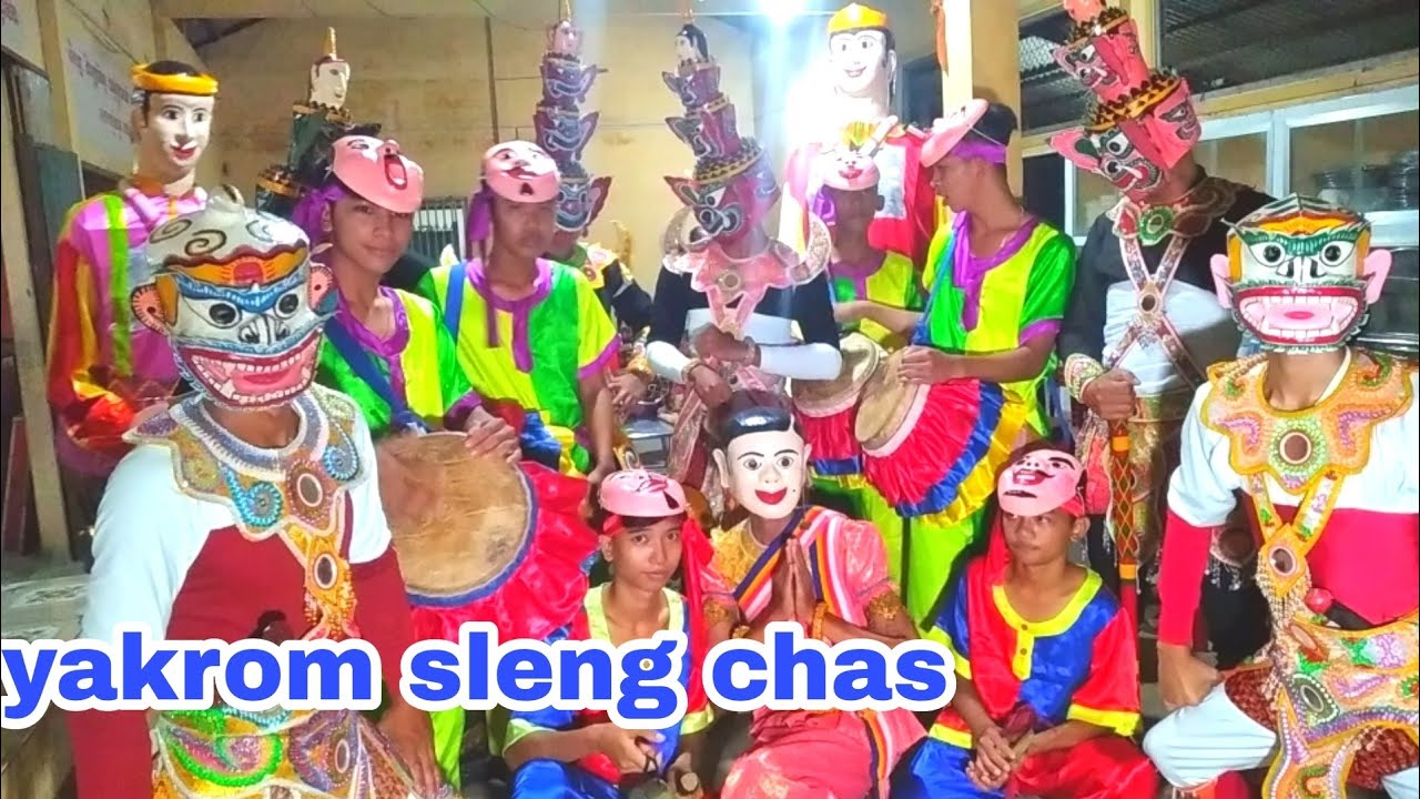 Bình Kim vlog|| múa chằn, đội yakrom sleng chas biểu diễn tại chùa bãi xào giữa - YouTube