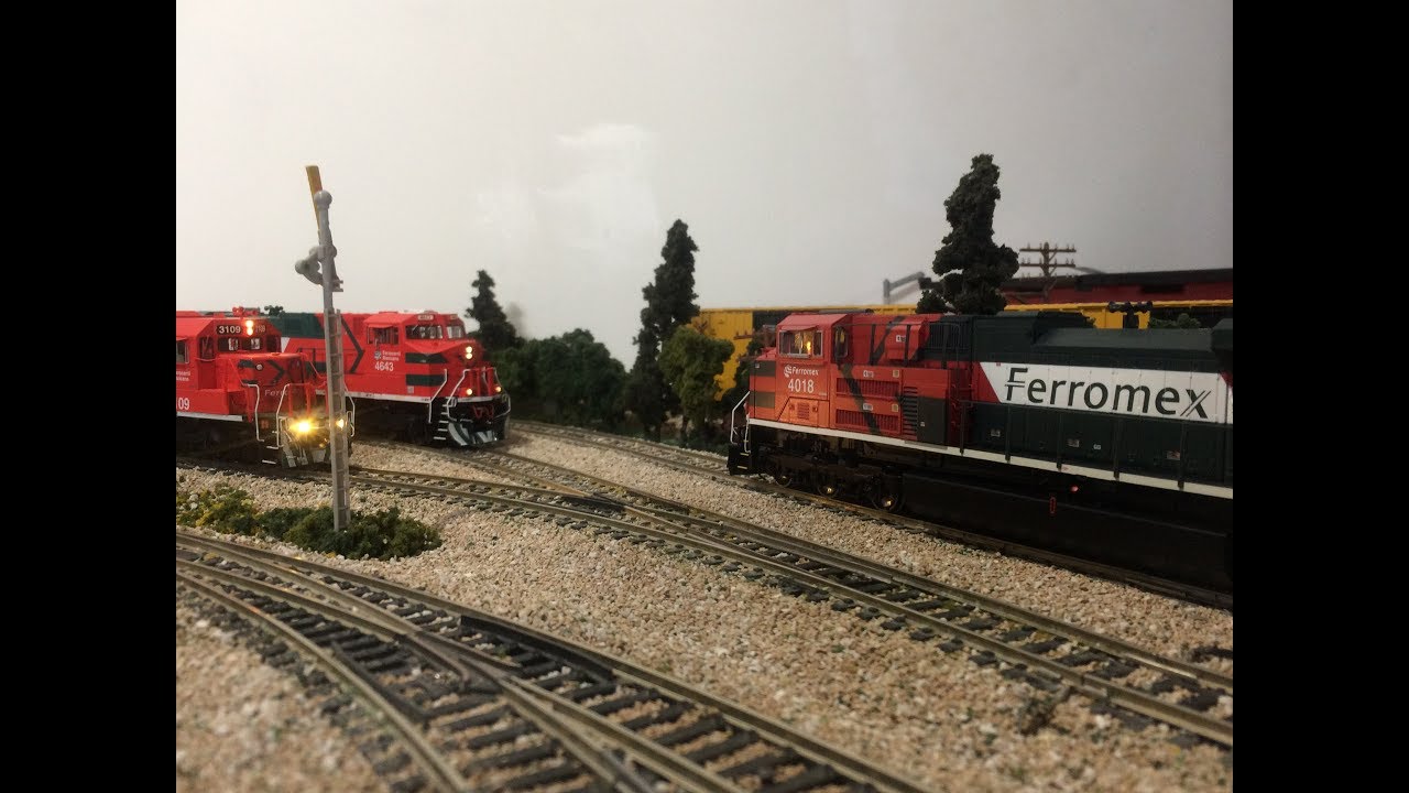 HO Scale Ferromex Grain Train - YouTube
