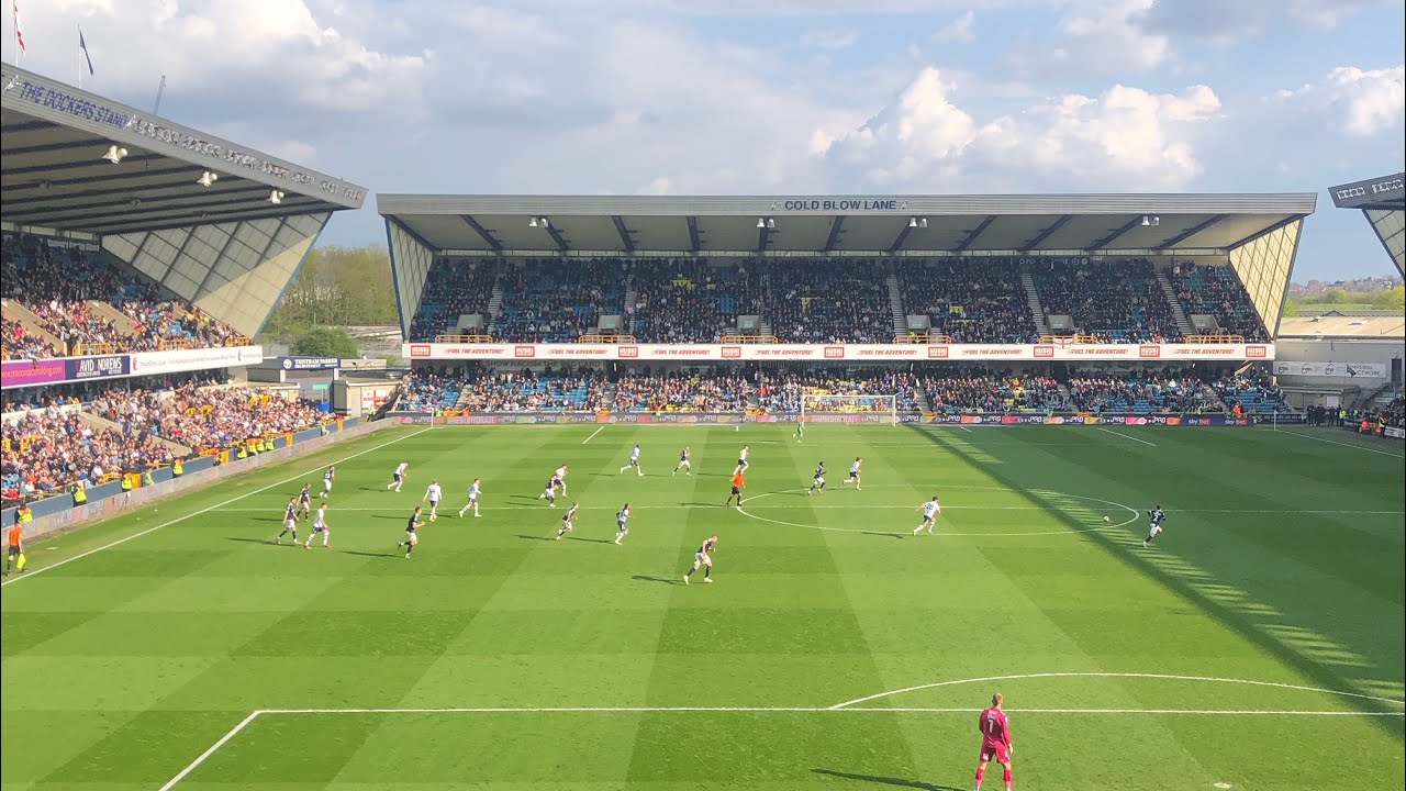 Millwall 2-0 PNE (didn’t deserve to lose + shitty ref 😐) - YouTube