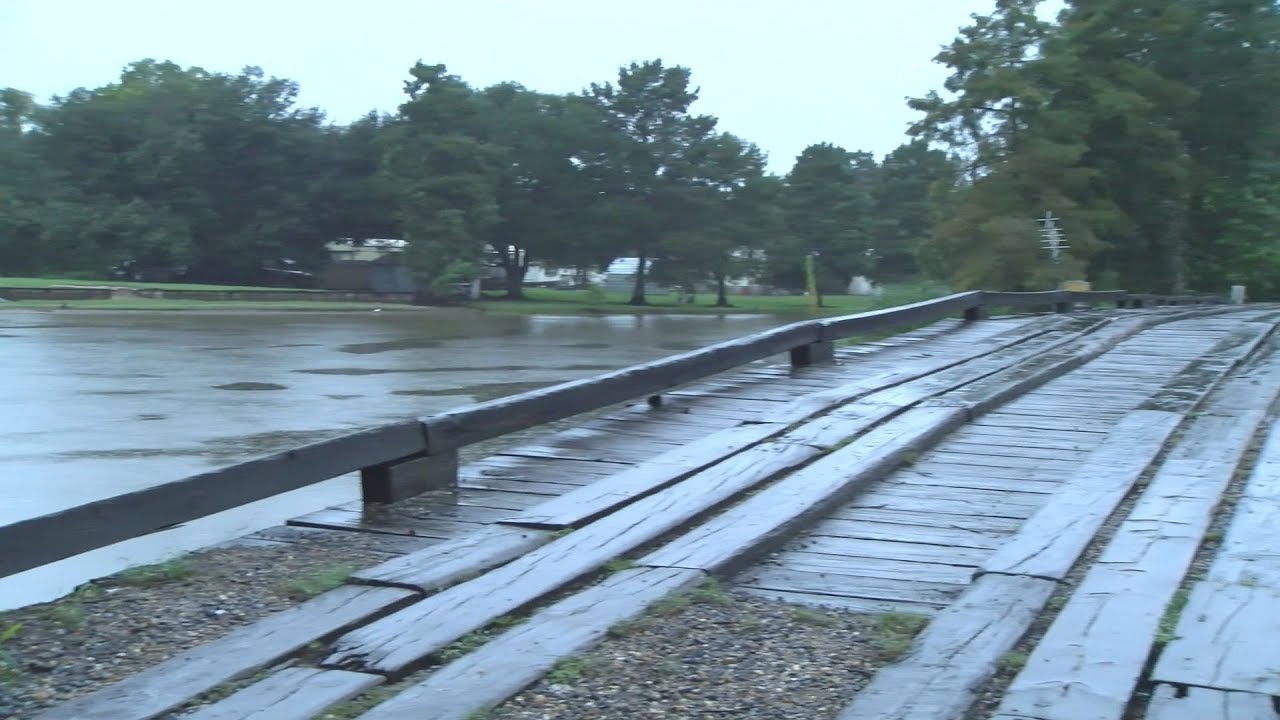 Bayou Courtableau Bridge in Port Barre closing for repairs - YouTube