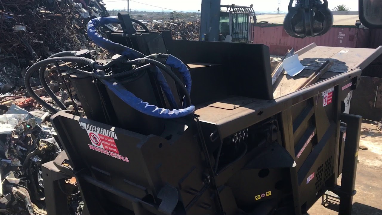 Manhari Metals# Shearing of Railway Lines - YouTube