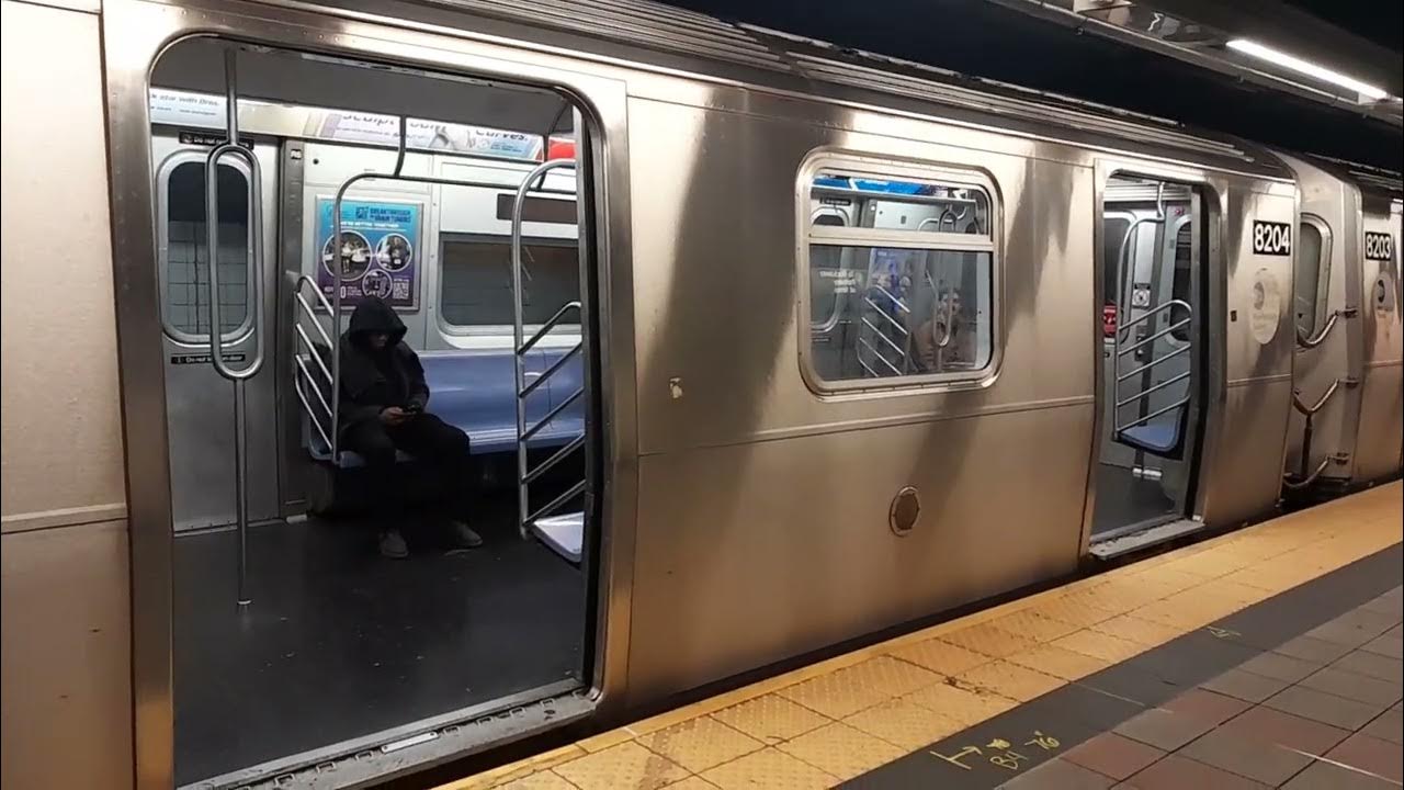 MTA New York City Subway: BMT Canarsie Line: 8 Av-14 St Bound Kawasaki R143 (L) Train @ Myrtle ...