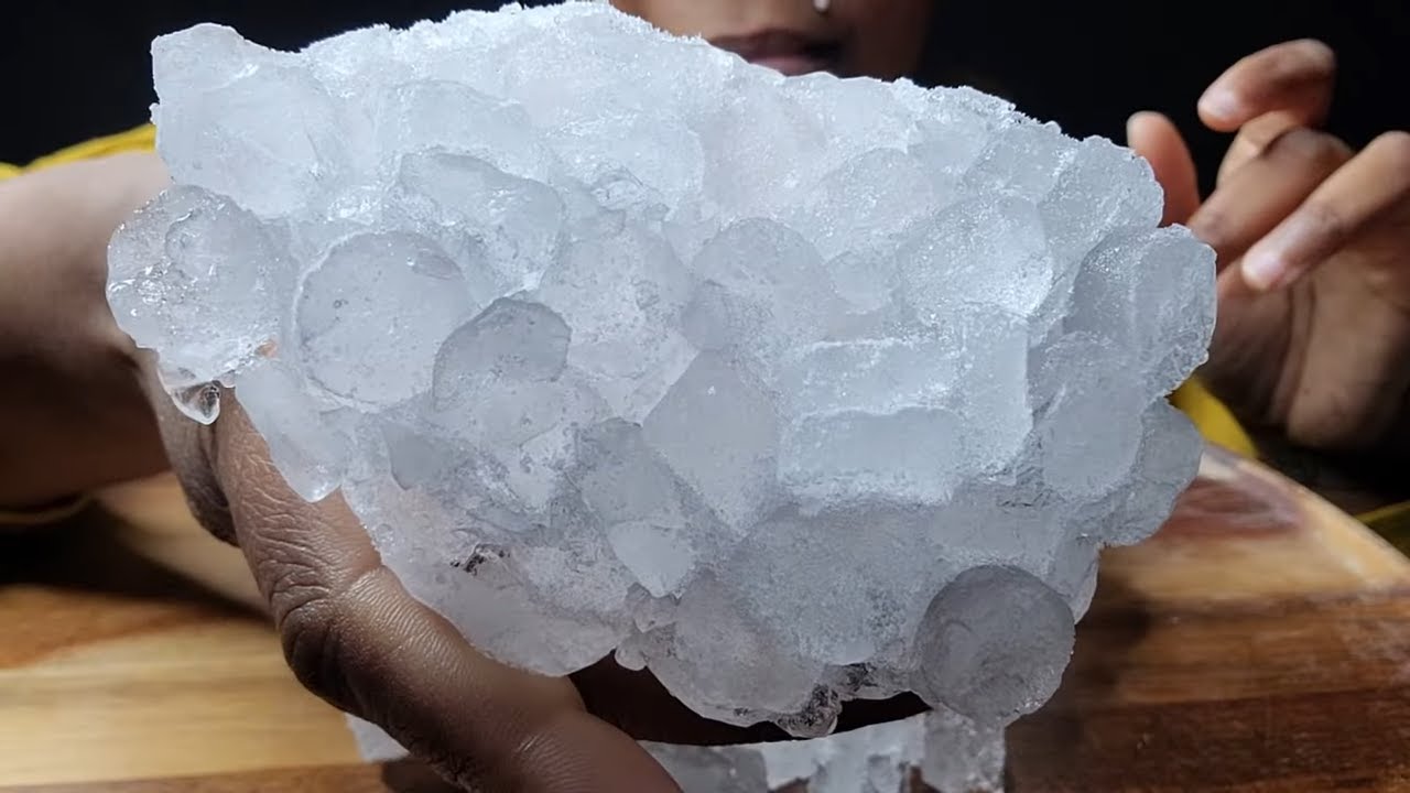 CRUNCHING ON REFROZEN NUGGET ICE | #iceeating #asmr #asmrice - YouTube