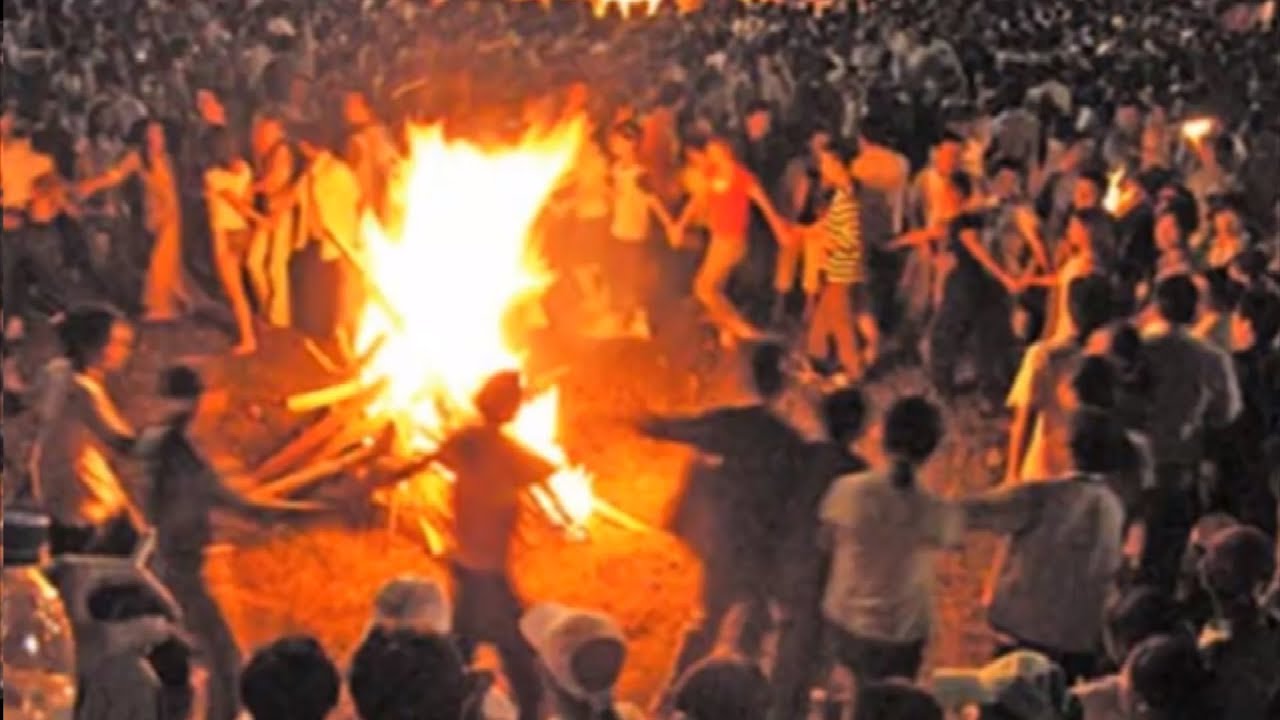 Mägo de Oz - Fiesta Pagana - YouTube