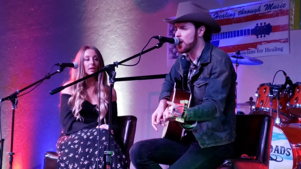 Wyatt & Holly (Pitney) McCubbin, "DRIVIN' MY LIFE AWAY", El Casino ...