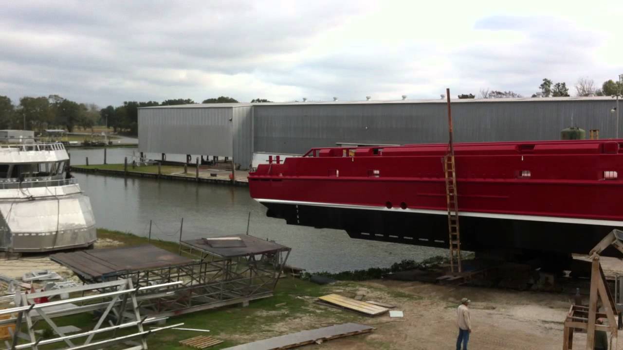 Gulf Craft Hull No. 473, M/V Ms. Netty Launching - YouTube