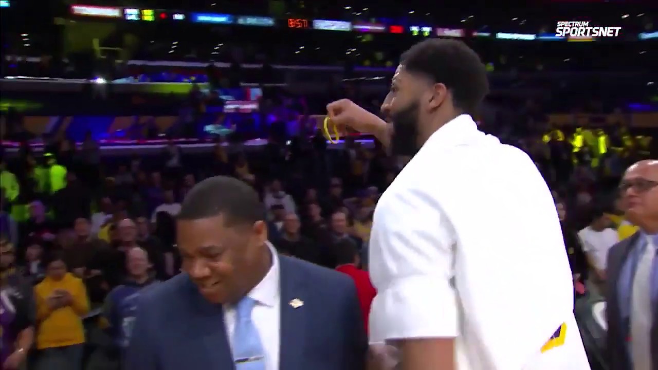 Anthony Davis postgame interview | Lakers vs Timberwolves - YouTube