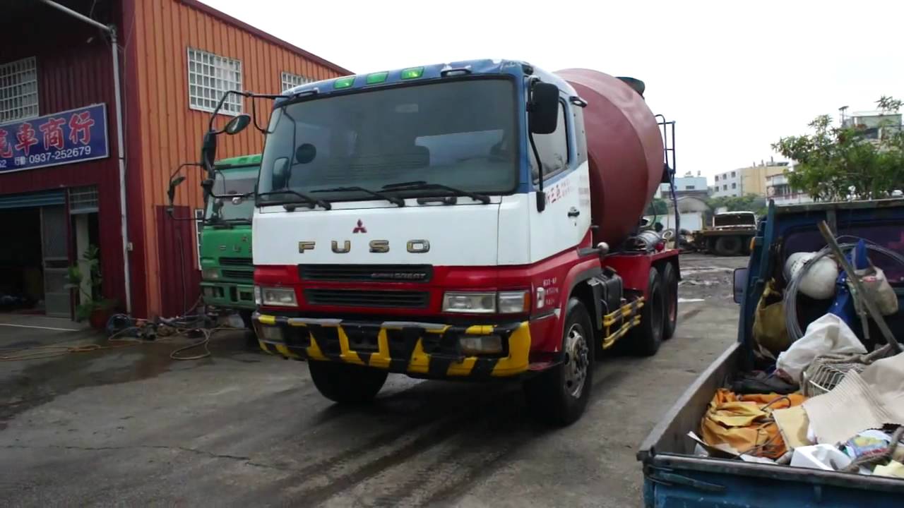 2002 FUSO USED MIXER TRUCK "SUPER GREAT" 632-QP - YouTube