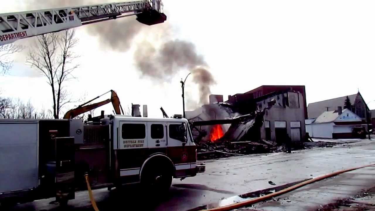 Buffalo Fire Dept. - 12hrs into fire - 1655 Genesee St @ Doat - YouTube