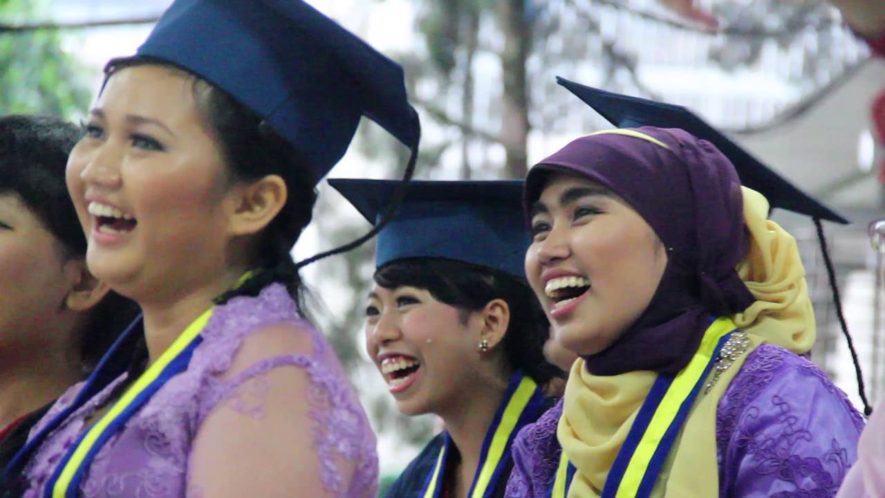 Wisuda HMTL ITB Oktober 2012 - YouTube