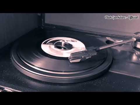 Nermin Candan -  Neyin Var / Sevmeyi Neyleyim