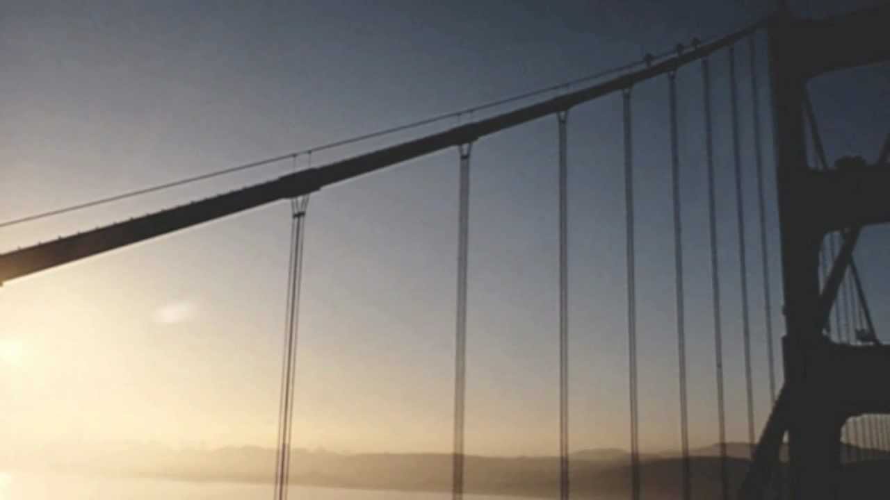 1982- Climbing the Golden Gate Bridge - YouTube