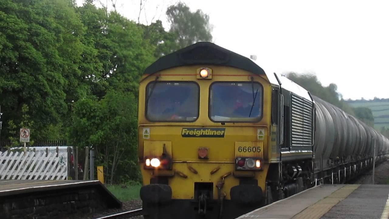 freightliner class 66605 hauls cement tanks through dronfield 13/5/14 ...