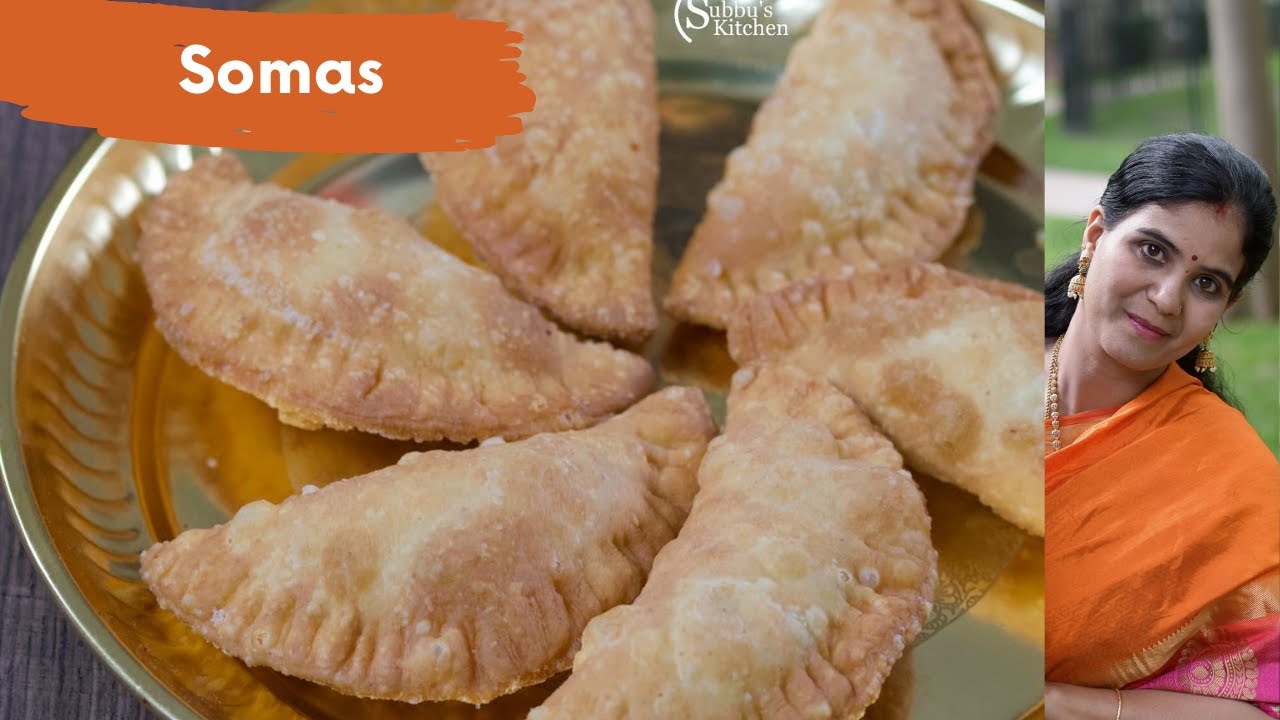 Sweet Somas | Karchikai | Kajjikayalu | Karanji | Diwali Sweets - YouTube