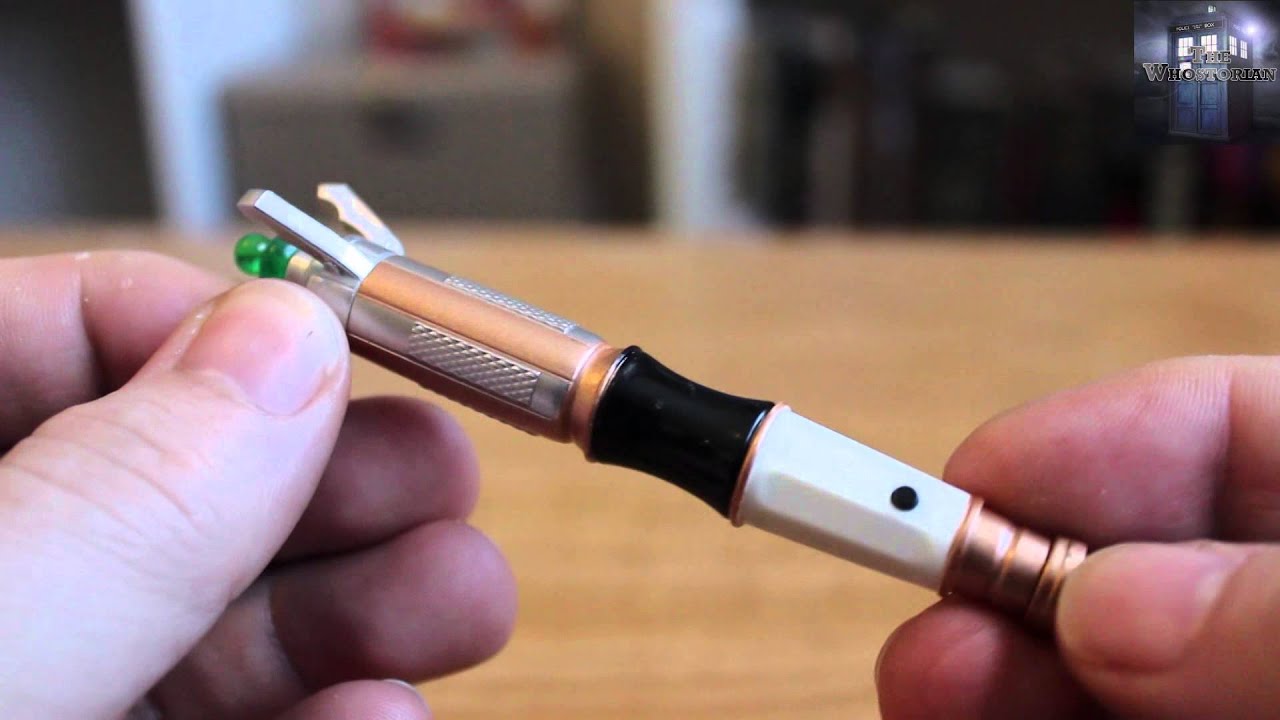 Doctor Who: Eleventh Doctor's Sonic Screwdriver Kit - YouTube