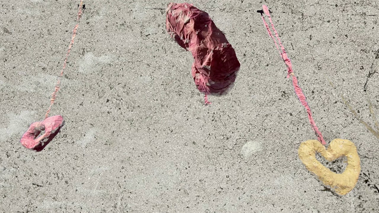 Tugging at my heart strings - YouTube