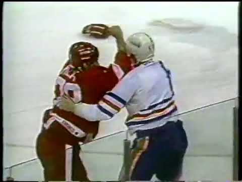 Randy McKay vs Jeff Beukeboom Round 1 - YouTube