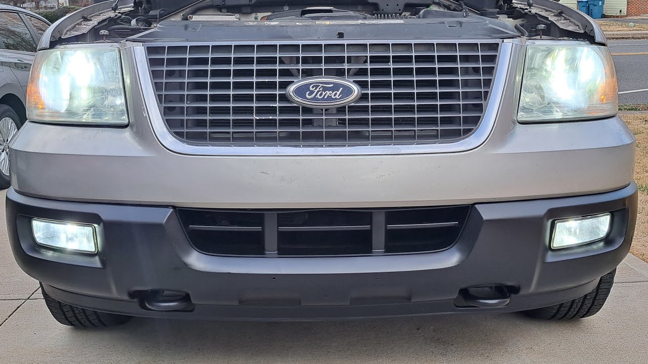 How To Remove Headlight/Change Light Bulb On 2004 Ford Expedition - YouTube