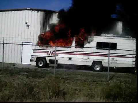 rv on fire - YouTube