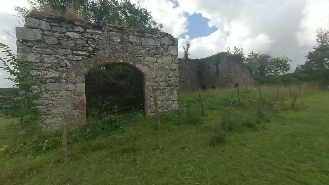 Gight Castle 3D - YouTube