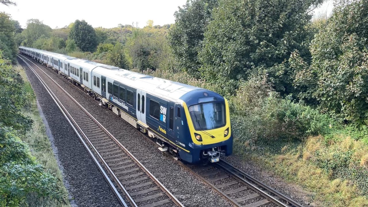 Class 701 Aventra / Arterio | 701010 | On Test | South Western Railway ...