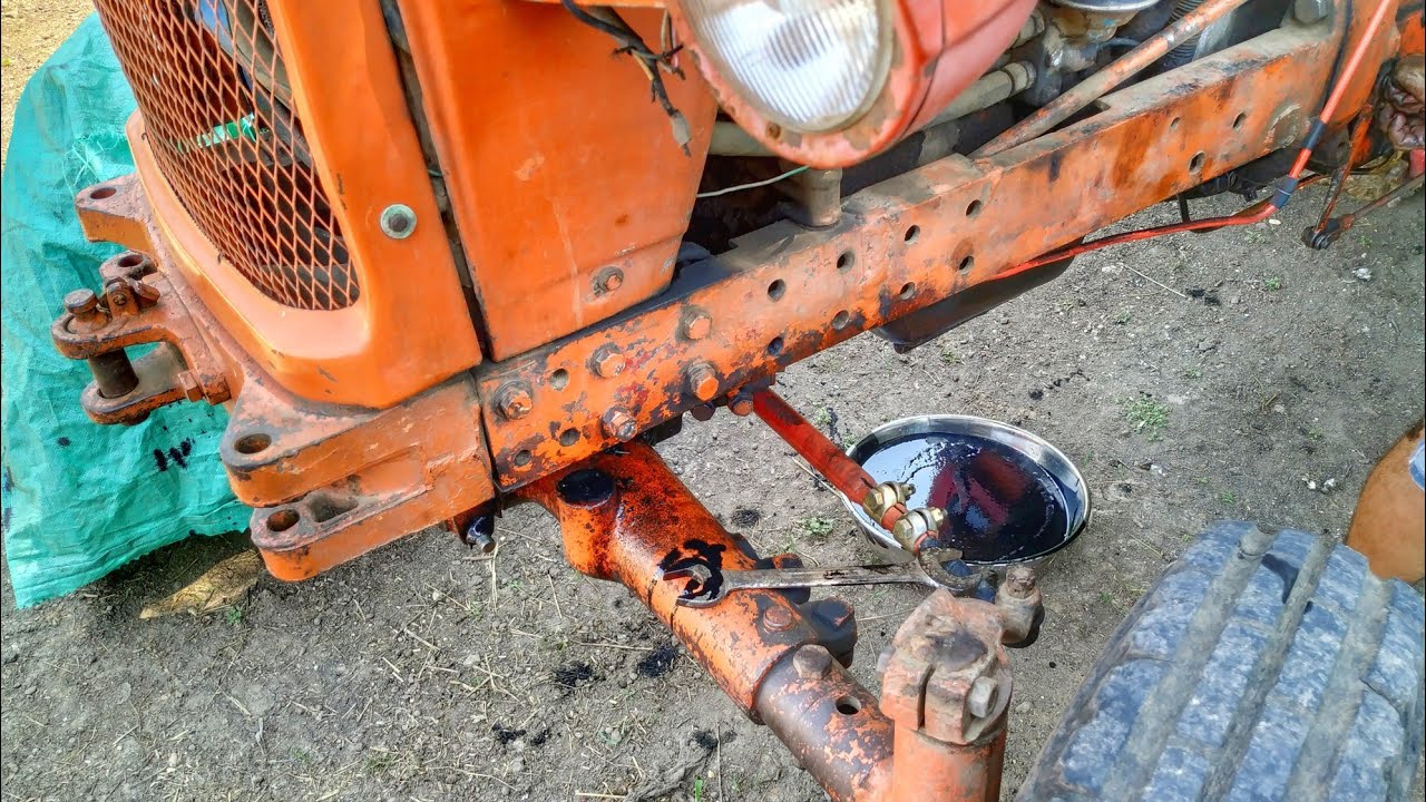 Schimbarea uleiului din motor la utb 650 - YouTube