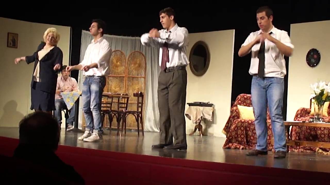 θεατρο..ο στριγκλος που εγινε αρνακι Part 1 - YouTube
