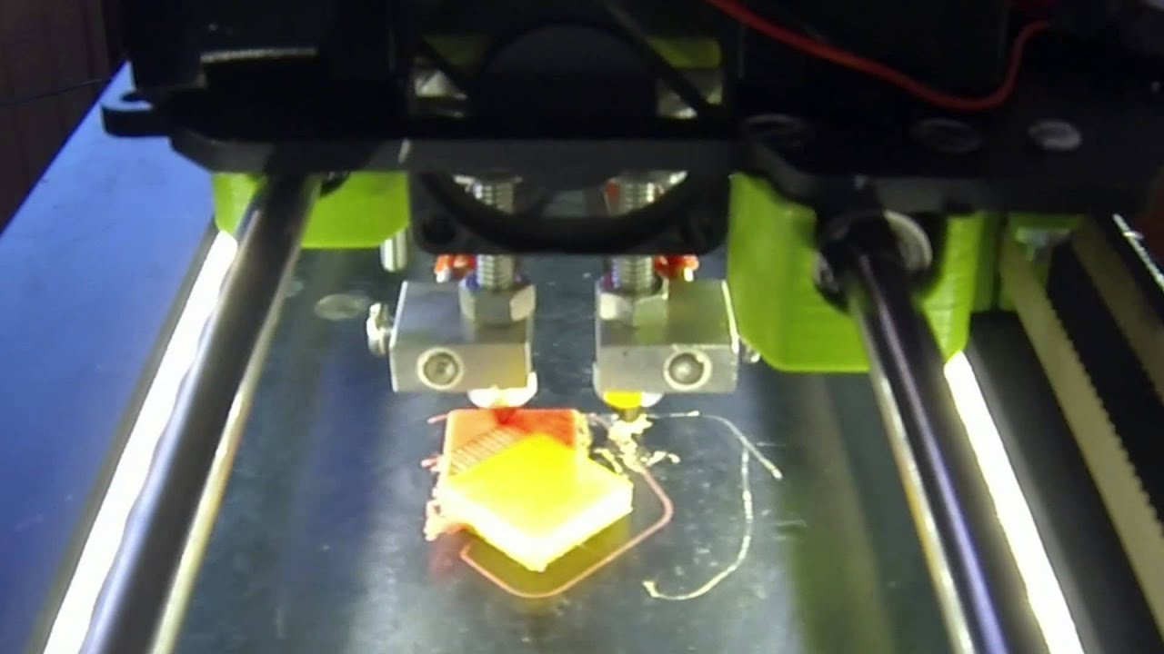 Orca 0.4x 1st Dual Extrusion Print - YouTube