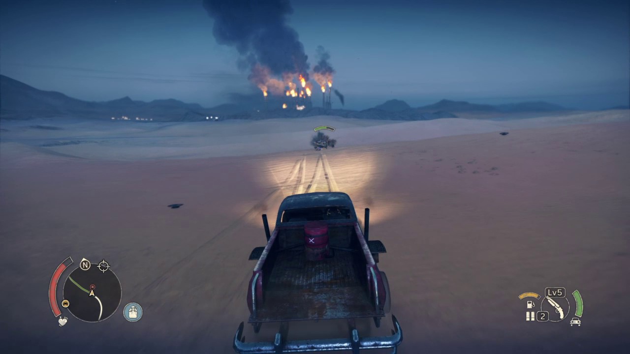 Mad Max challenges bug eye crush - YouTube