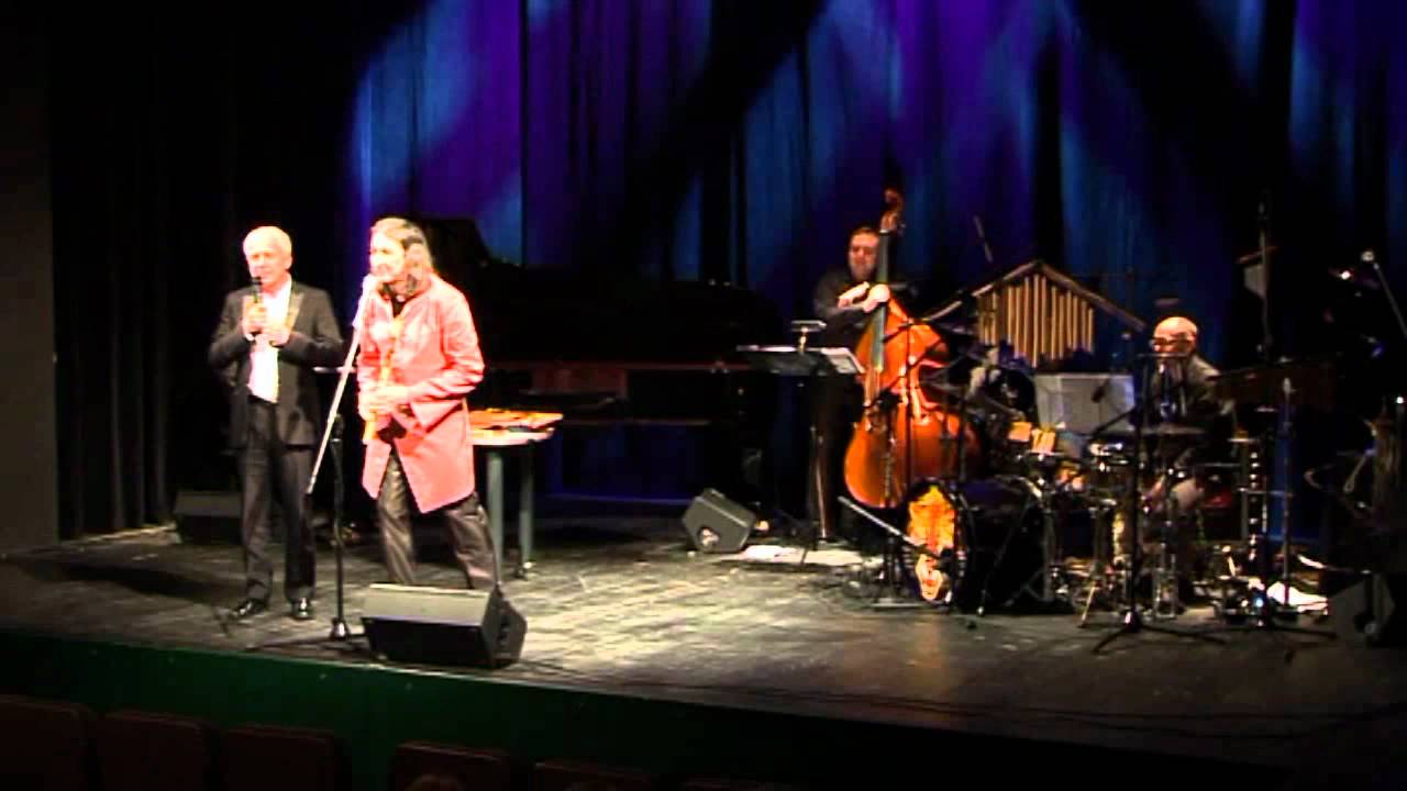 Waldemar Malicki & Ron Korb Matchmaking Love Flute - YouTube
