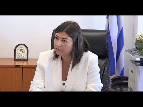ΣΥΝΕΝΤΕΥΞΗ ΜΕ ΤΗΝ ΕΠΑΡΧΟ ΘΗΡΑς κ.ΙΟΥΛΙΑ ΚΑΡΑΜΟΛΕΓΚΟΥ - YouTube
