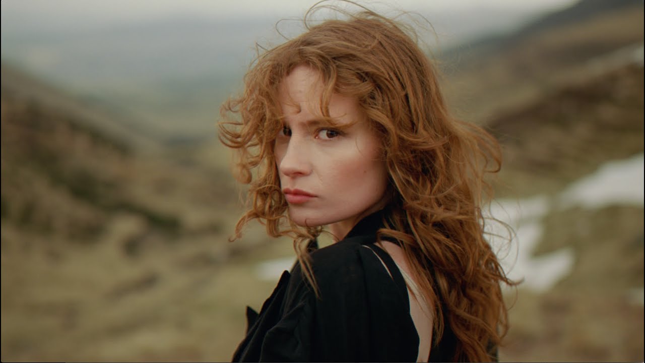 Anna Majidson - La Fin (Official music video) - YouTube Music